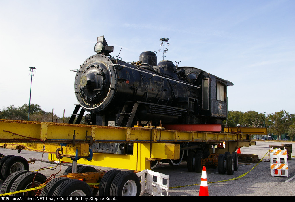 SLSF 3749 FIREMAN SIDE